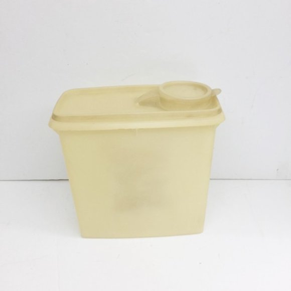 Tupperware | Kitchen | Tupperware Cereal Storage Plastic Container ...